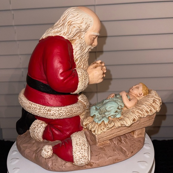 R.P. Gauer | Accents | Vintage 976 Rp Gauer R Vargas Kneeling Santa ...